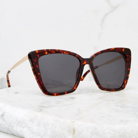 Diff Eyewear | Accessories | Diff Becky Iv Sunglasses Wildcat Leopard ...